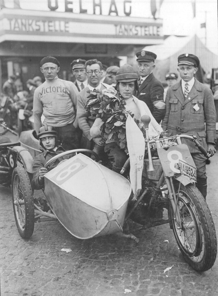 Victoria – Rennmaschine – Sensation aus Bulgarien in den „Dreißiger ...