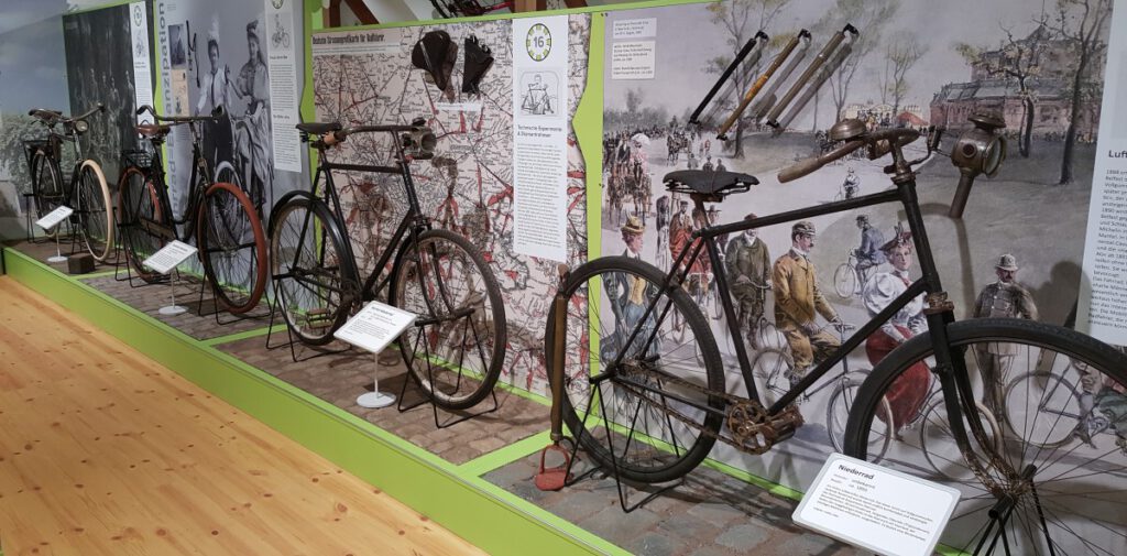 Velocium Weinböhla – das neue Fahrrad-Museum in Sachsen… – Victoria ...